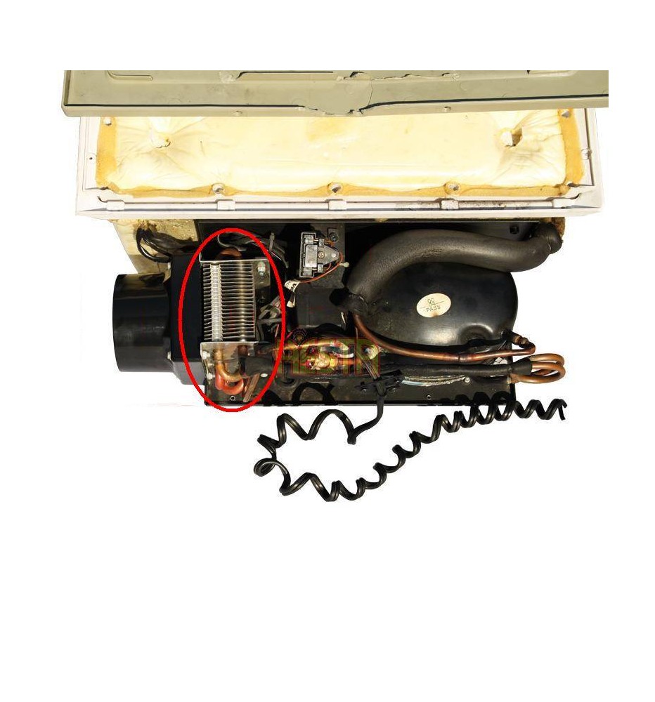 Condenser for Volvo FH4 P82174077, 82212505 refrigerator, radiator